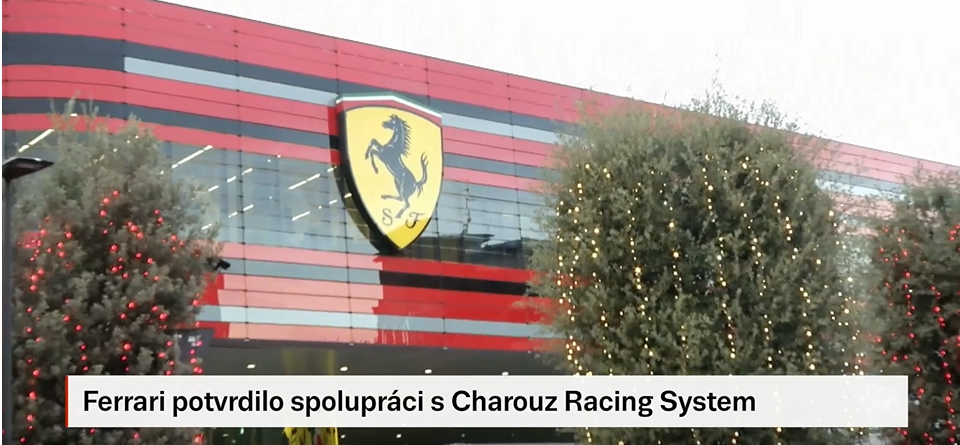 Zástupci Ferrari v Česku. Dorazili i Charouzovi jezdci - Sport BULVÁR